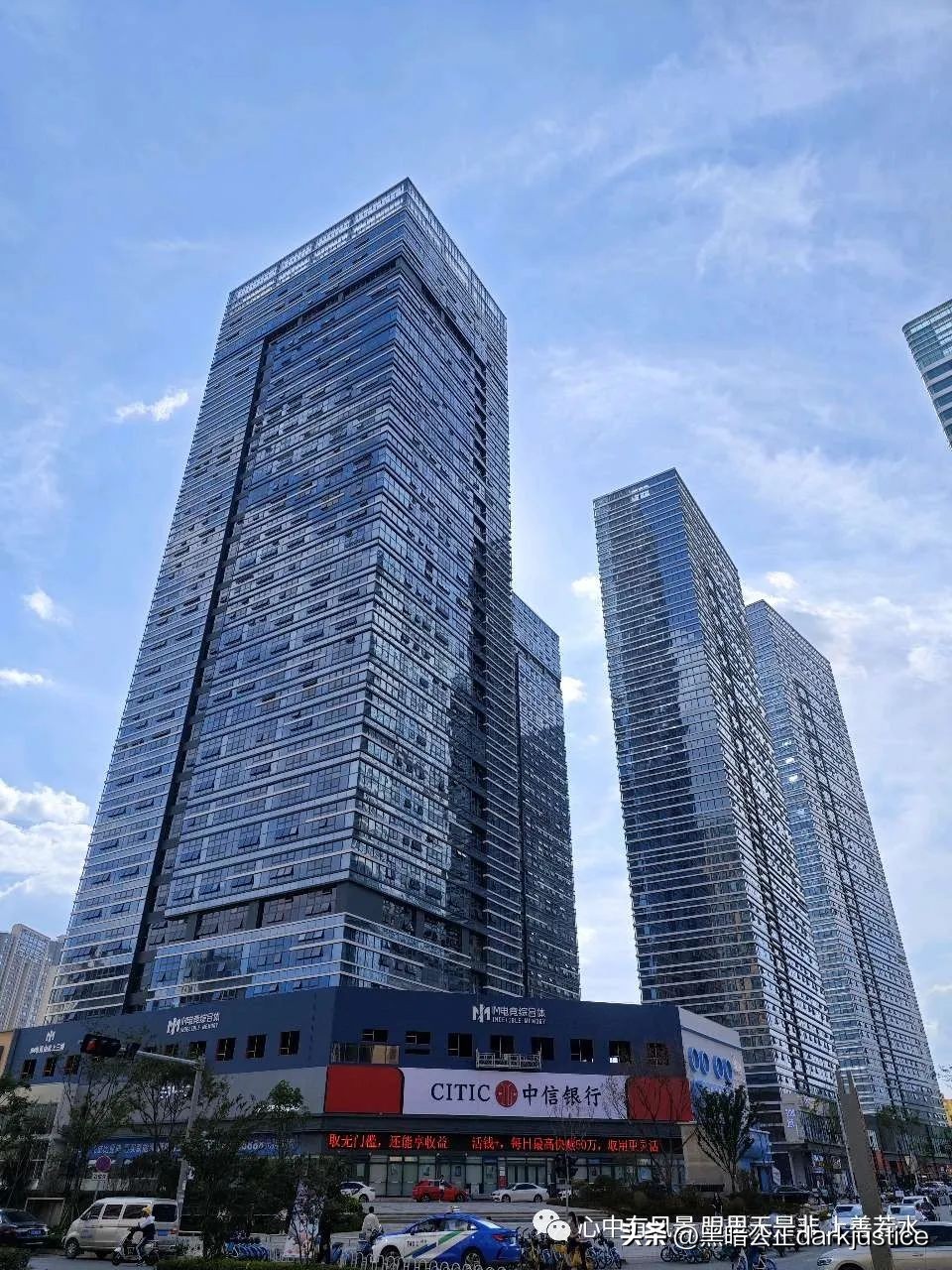 JD.com is full, Carrefour is finished, and Suning and Gome have become ...