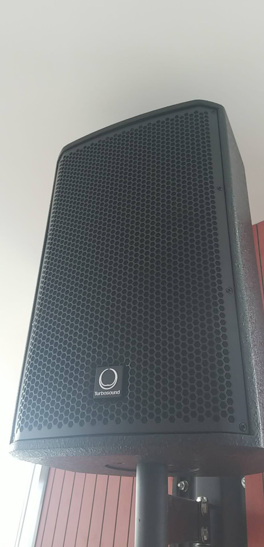 Turbosound TLX84 left and right channel full-range line array sound ...