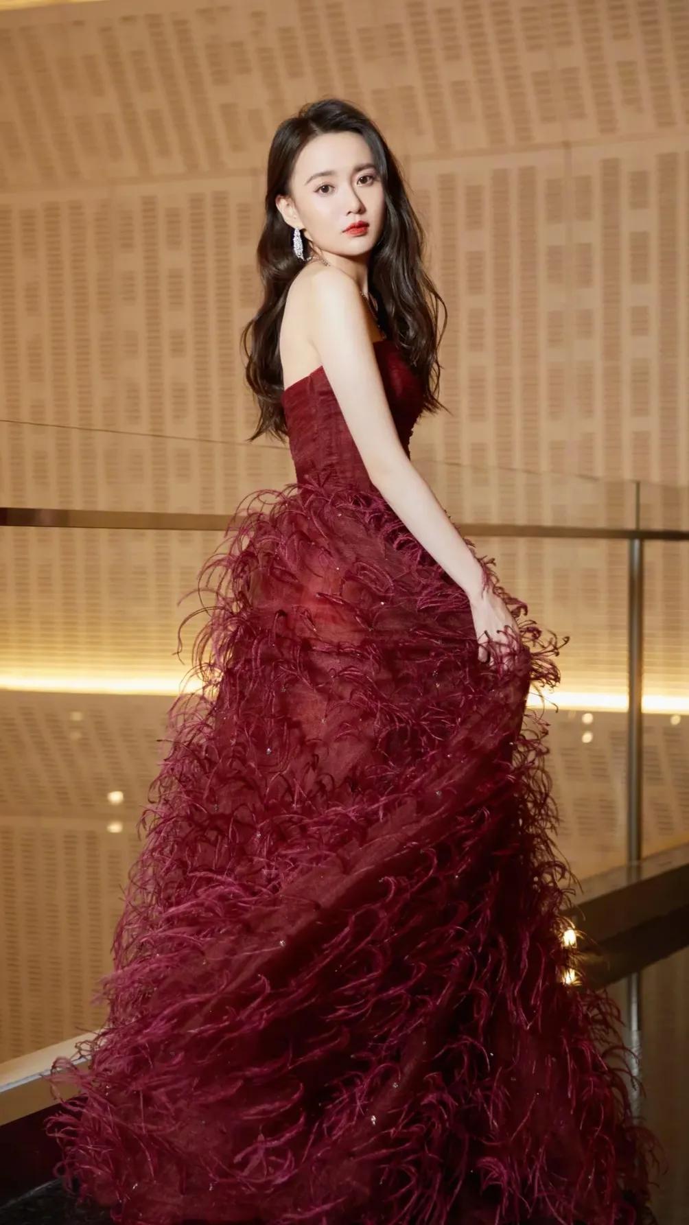 Jiang Kaitong's stunning beauty photos - iMedia