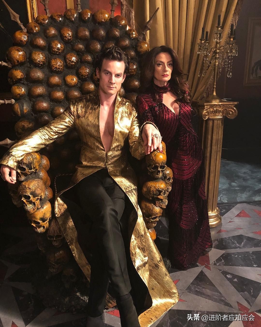 Luke Cook and his wife choose to give birth in a water bath at home - iNEWS