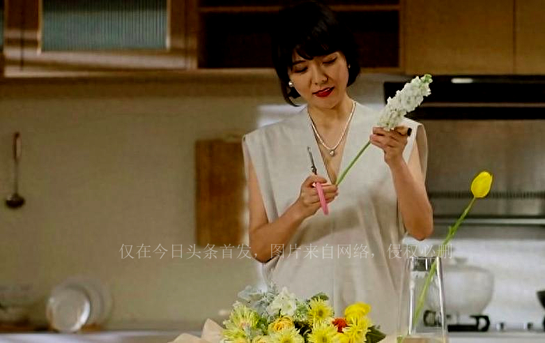 Is 45-year-old Yang Lele so old? Life is full of hardships, but she ...
