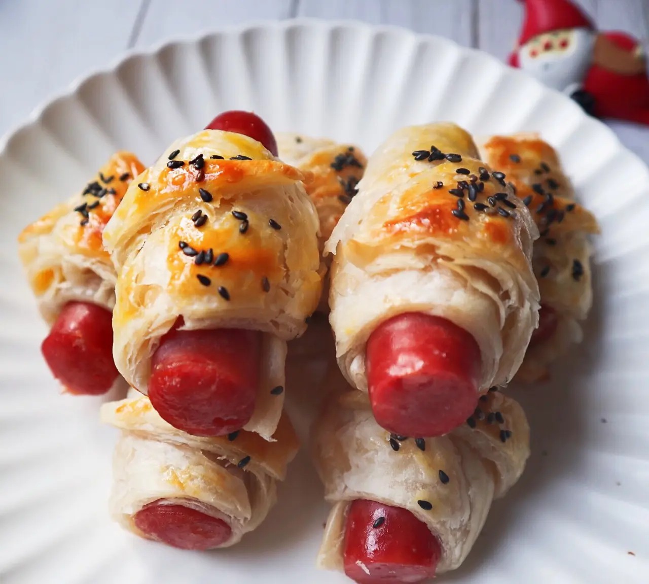 Teach you the nutritious crispy sausage rolls, so delicious that you ...