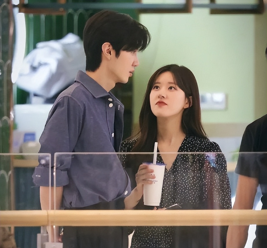 Zhao Lusi and Chen Zheyuan's "Unable to Hide Secretly" Fateful Reuters ...