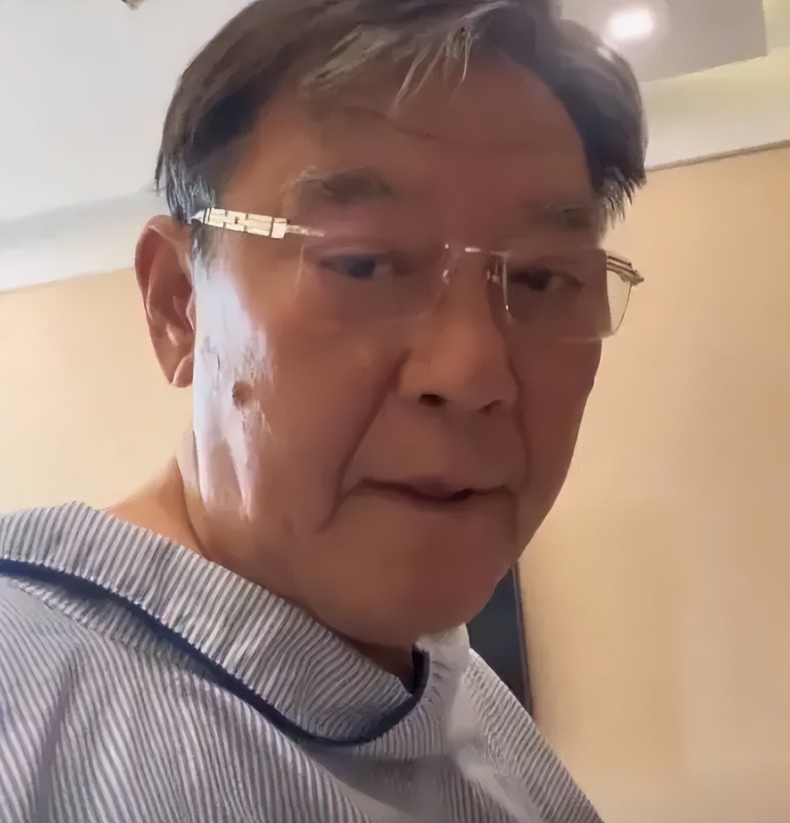 Li Liqun revealed that he was critically ill, Zhang Tielin had an ...