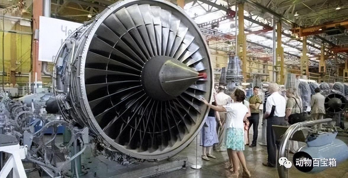 Mass production of Turbofan 15! Aircraft engines and atomic bombs have ...