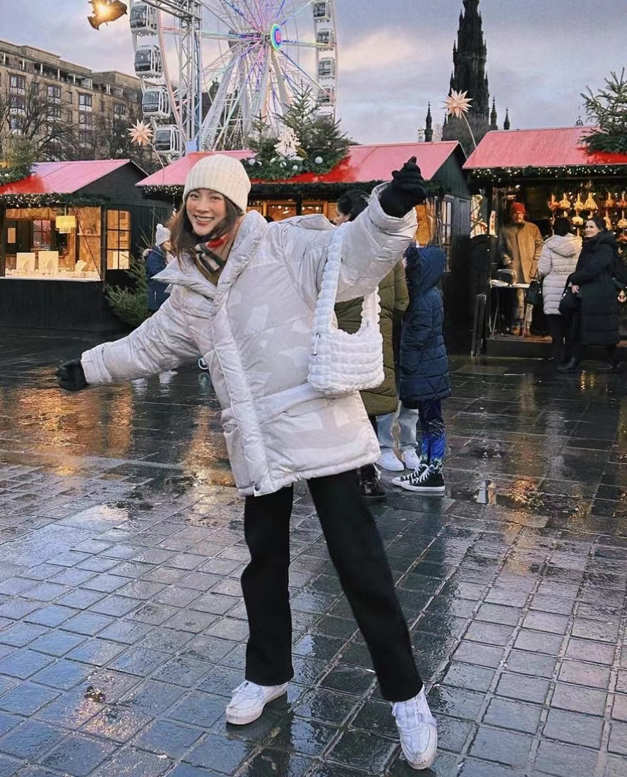 [The Little Thing of First Love] The heroine Xiaoshui Guanxuan, the sweet and sweet Ping Caina ...