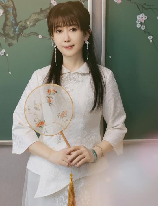 The queen Meng Tingwei was exposed to cheating, and her ex-husband ...