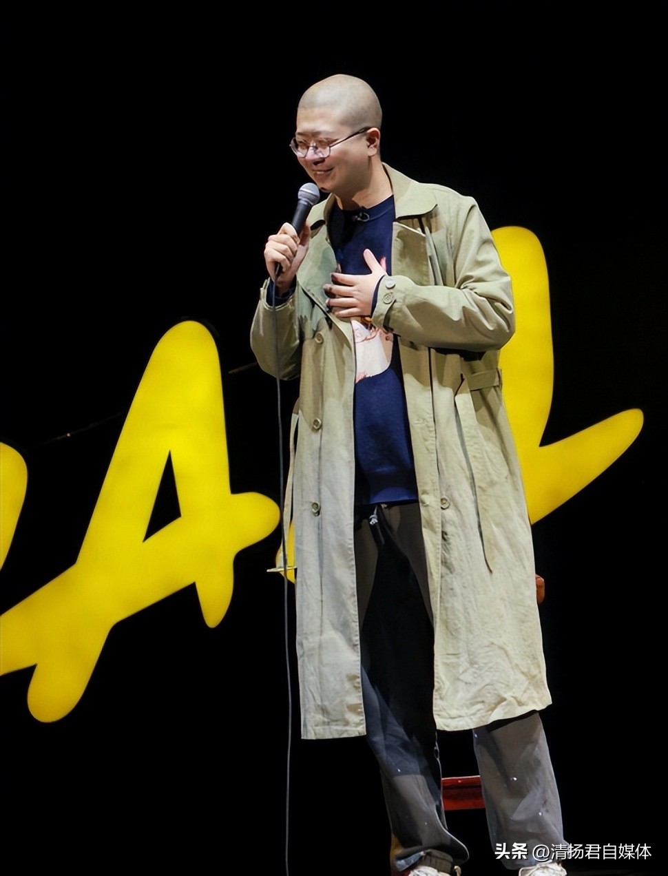 Can Li Dan's involvement in live talk shows and live delivery bring new ...