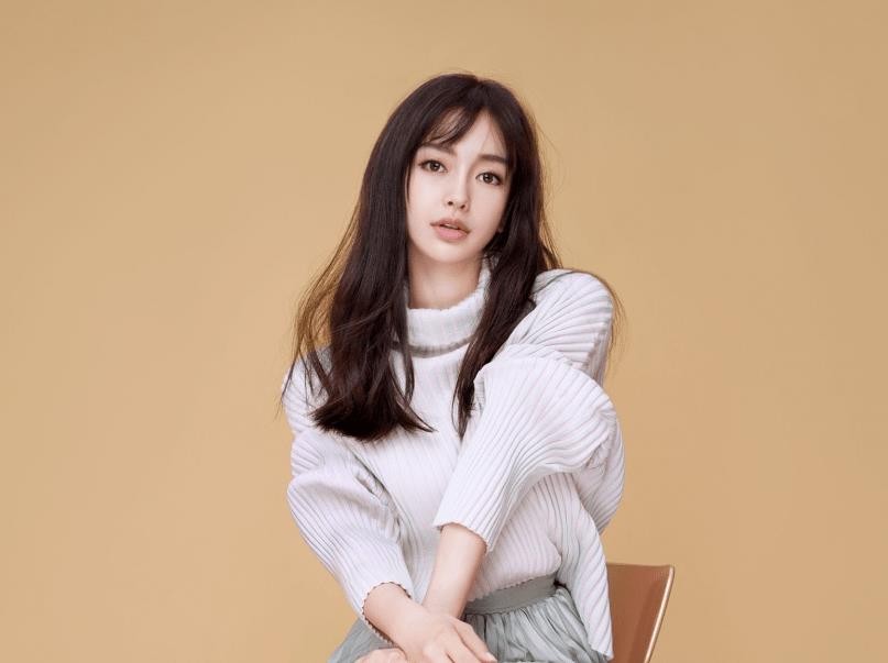 "Shenyan Counterattack" Yang Ying: Dior's photo is at the C position ...