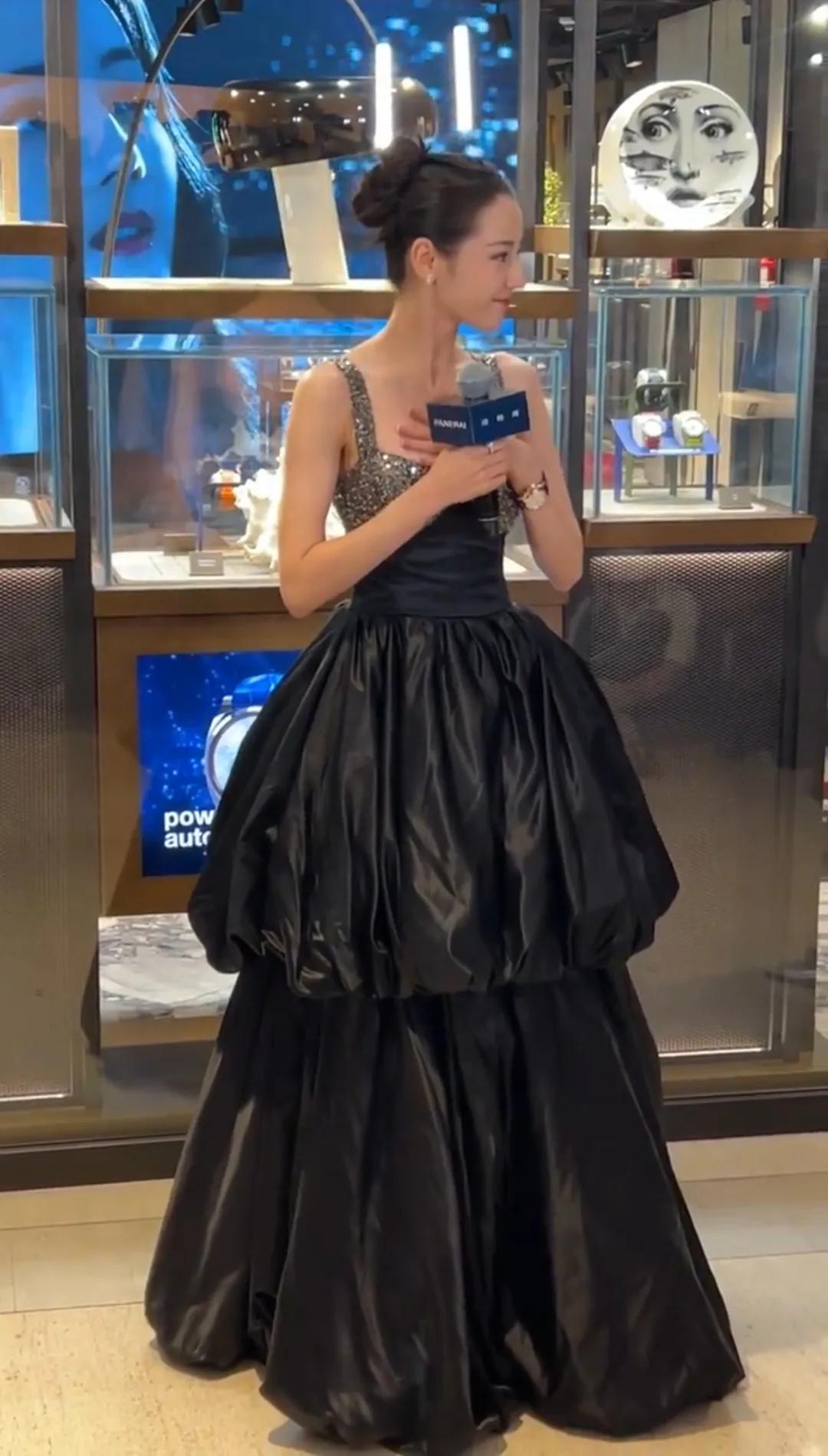 The original camera ordered Di Ali Gerba's appearance is amazing, not ...