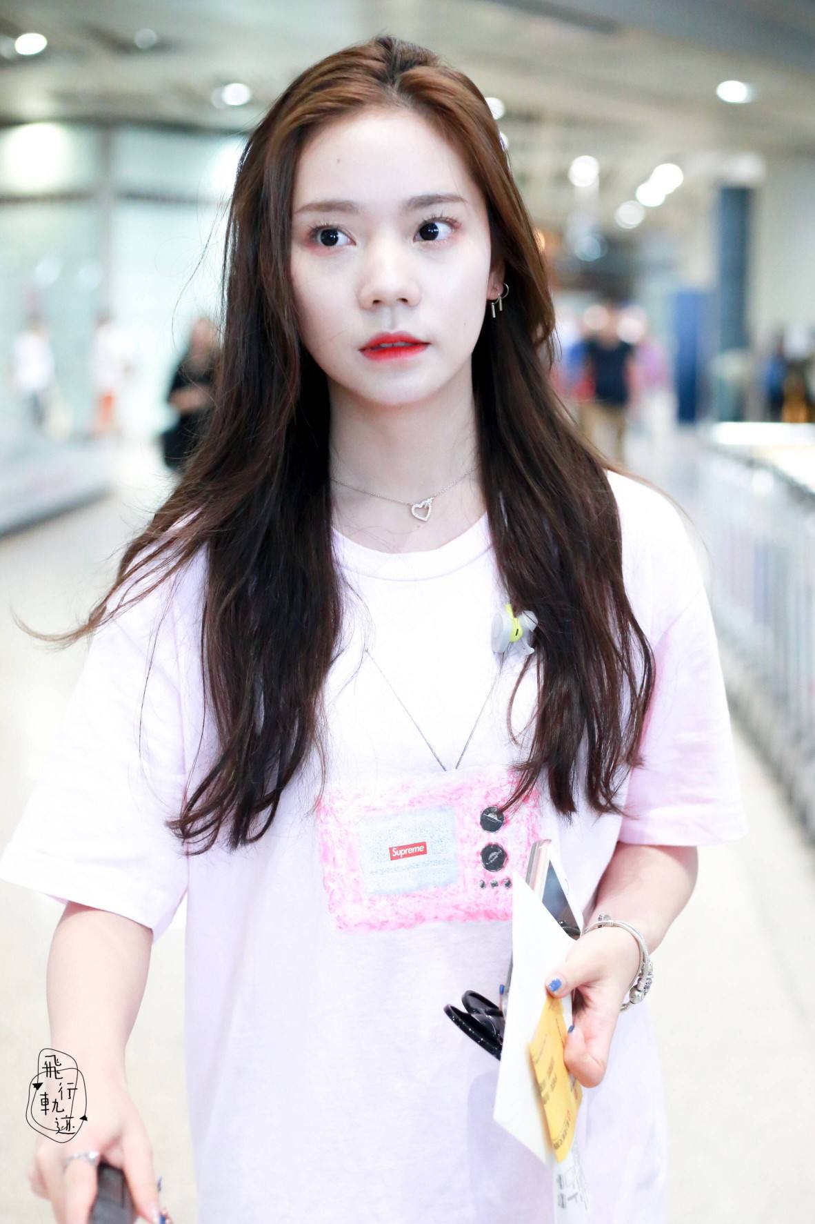 The leader said that the little peanuts in the circle: Reba, Zhang ...