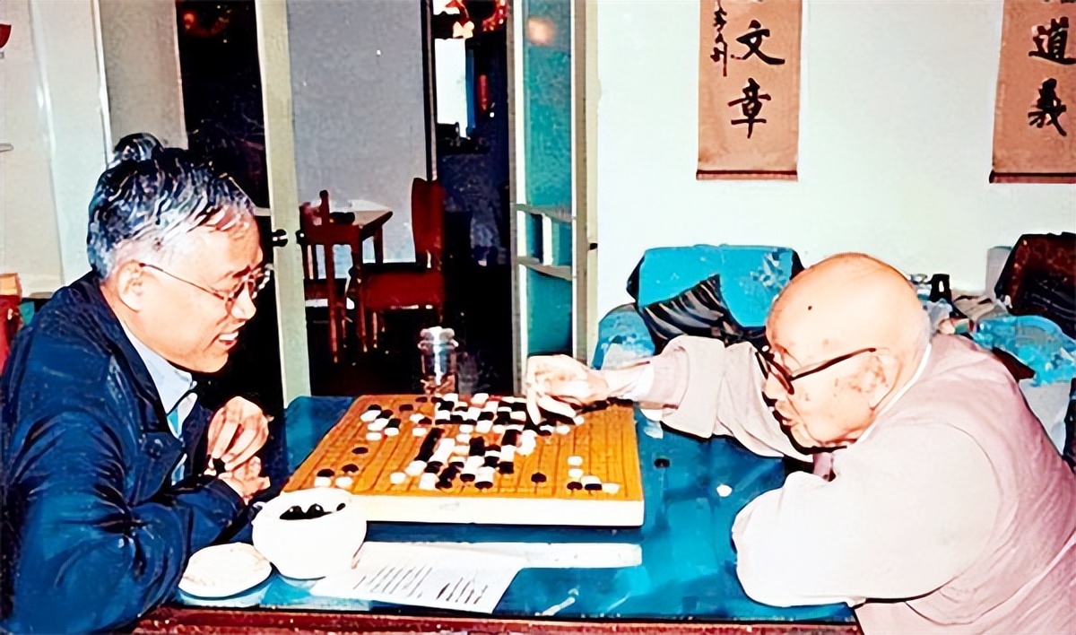 After Li Dazhao died, his wife had only one silver dollar left in her ...