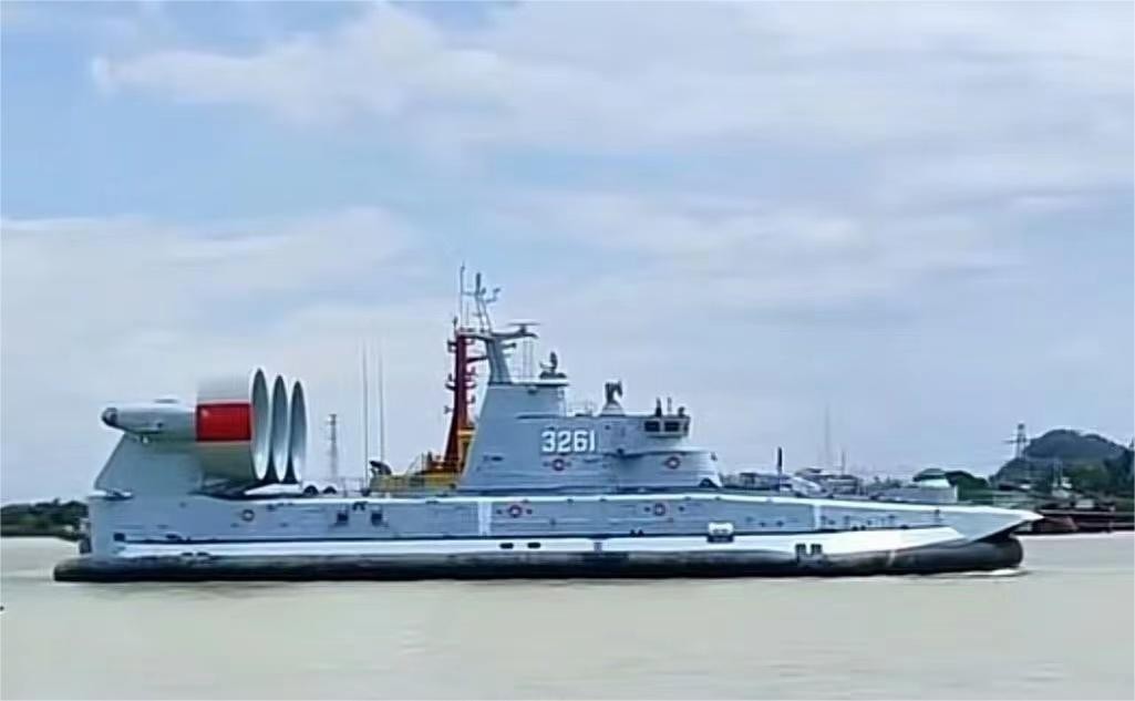 Transport 10 armored vehicles at a time, and the domestic "Bison" will ...