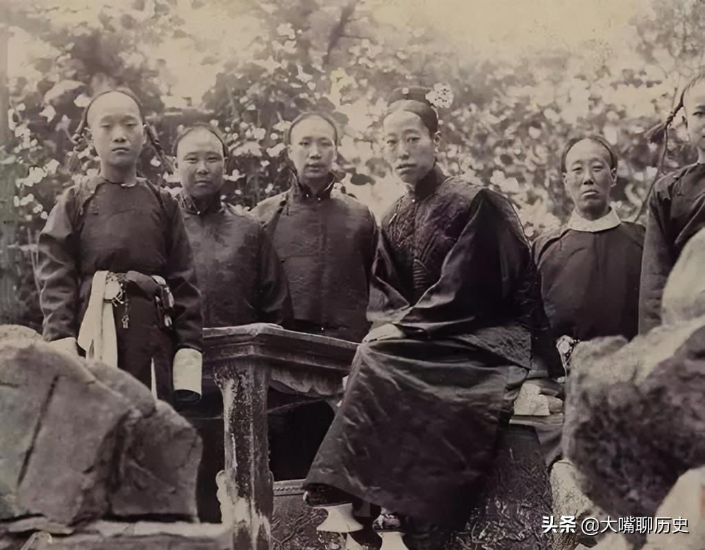 The ugliest woman in the harem of the Qing Dynasty: Empress Longyu, a ...