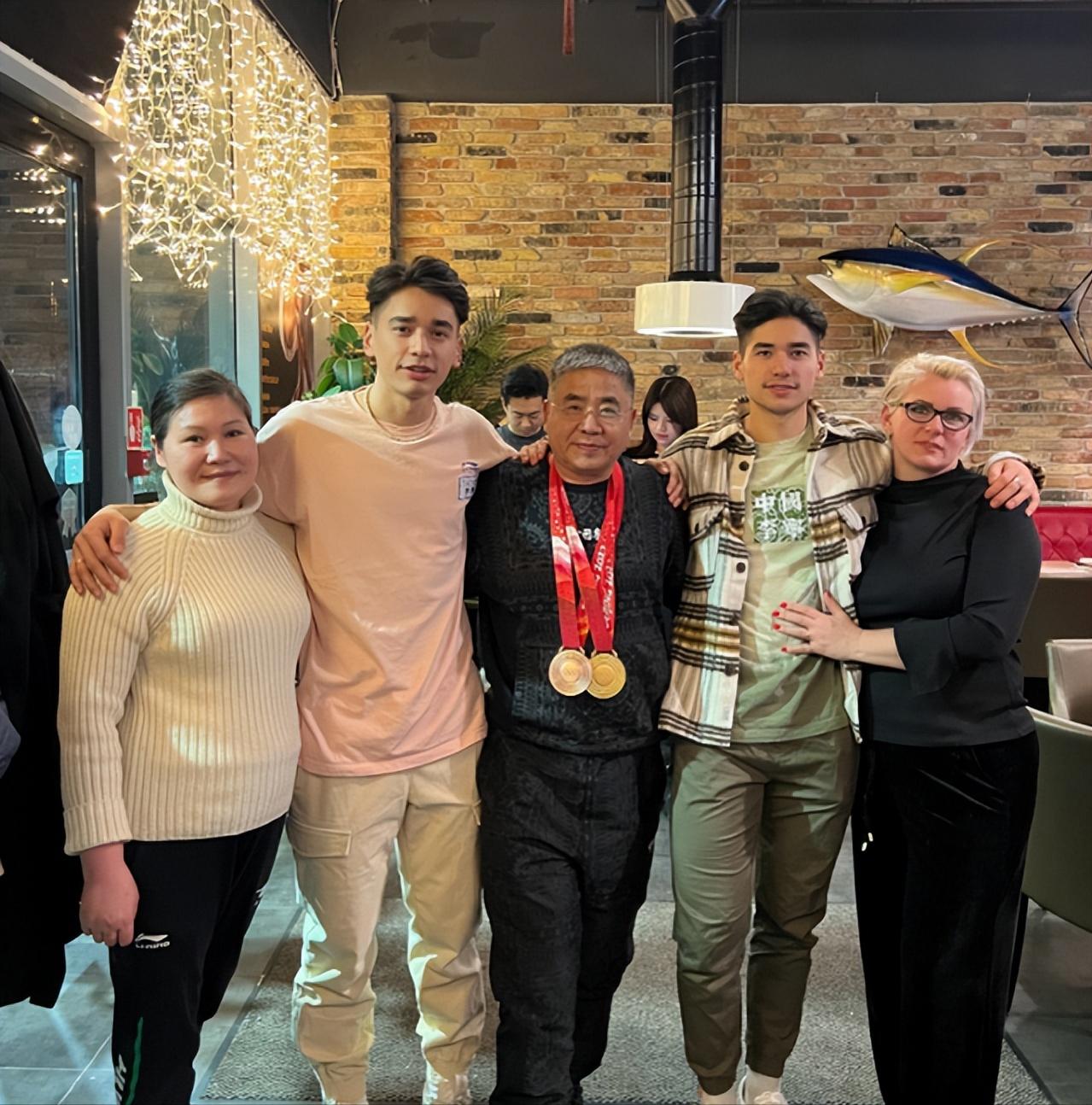 The strength of China's short track speed skating team has greatly ...