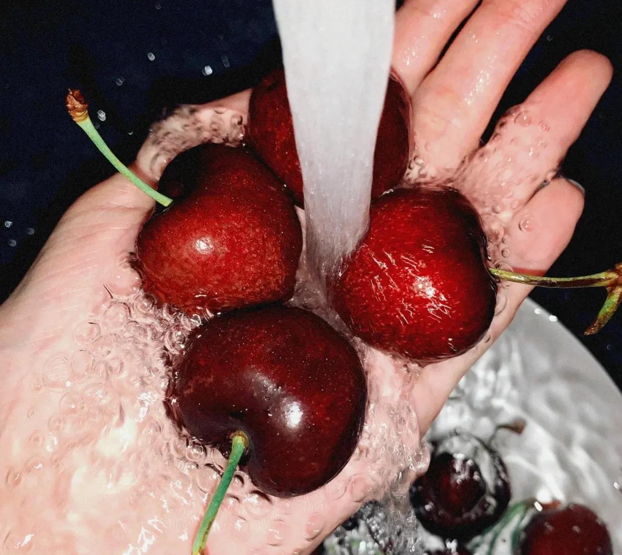 Diamond Fruit "Cherry" - iNEWS