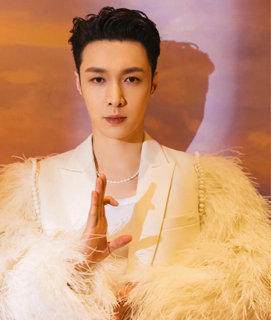 Little Bagua, Yang Yang, Zhao Jinmai, Zhou Xun, Wang Yuan, Zhang Yixing ...