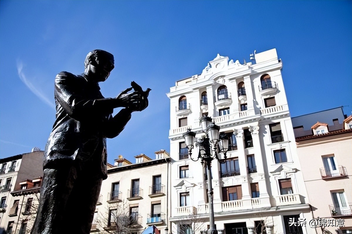 A Censorship of Art and Culture in Franco's Era in Spain - iNEWS