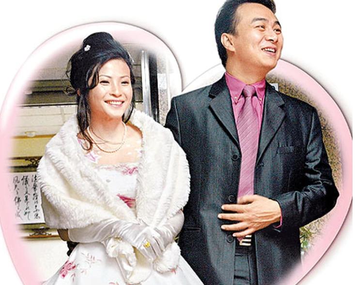 Qiongyao actor Feng Guangrong was exposed to spend the night with a ...