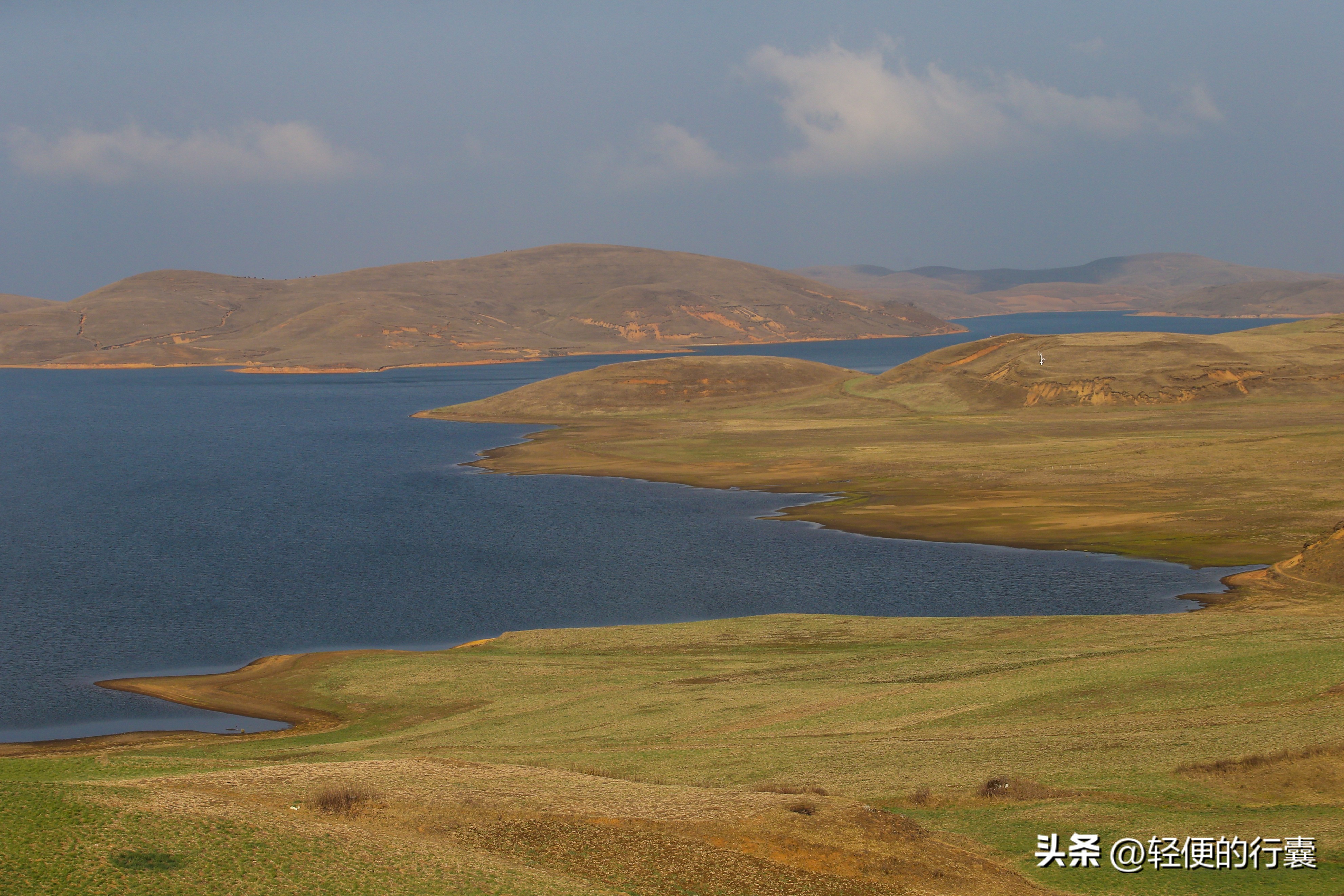 The picturesque scenery of Dashanbao in Zhaotong, Yunnan, alpine meadow ...
