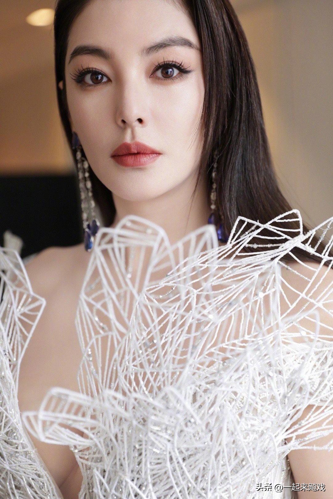 "Star Girl" Zhang Yuqi: Beautiful jade shines brightly - iMedia