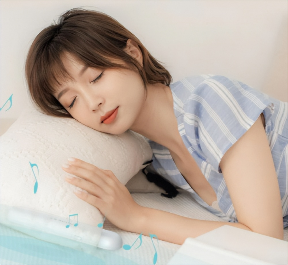 Lie down for an hour or two before falling asleep, these sleep aids can ...