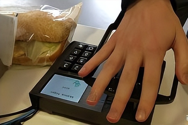 WeChat will launch "swipe palm service"? - iNEWS