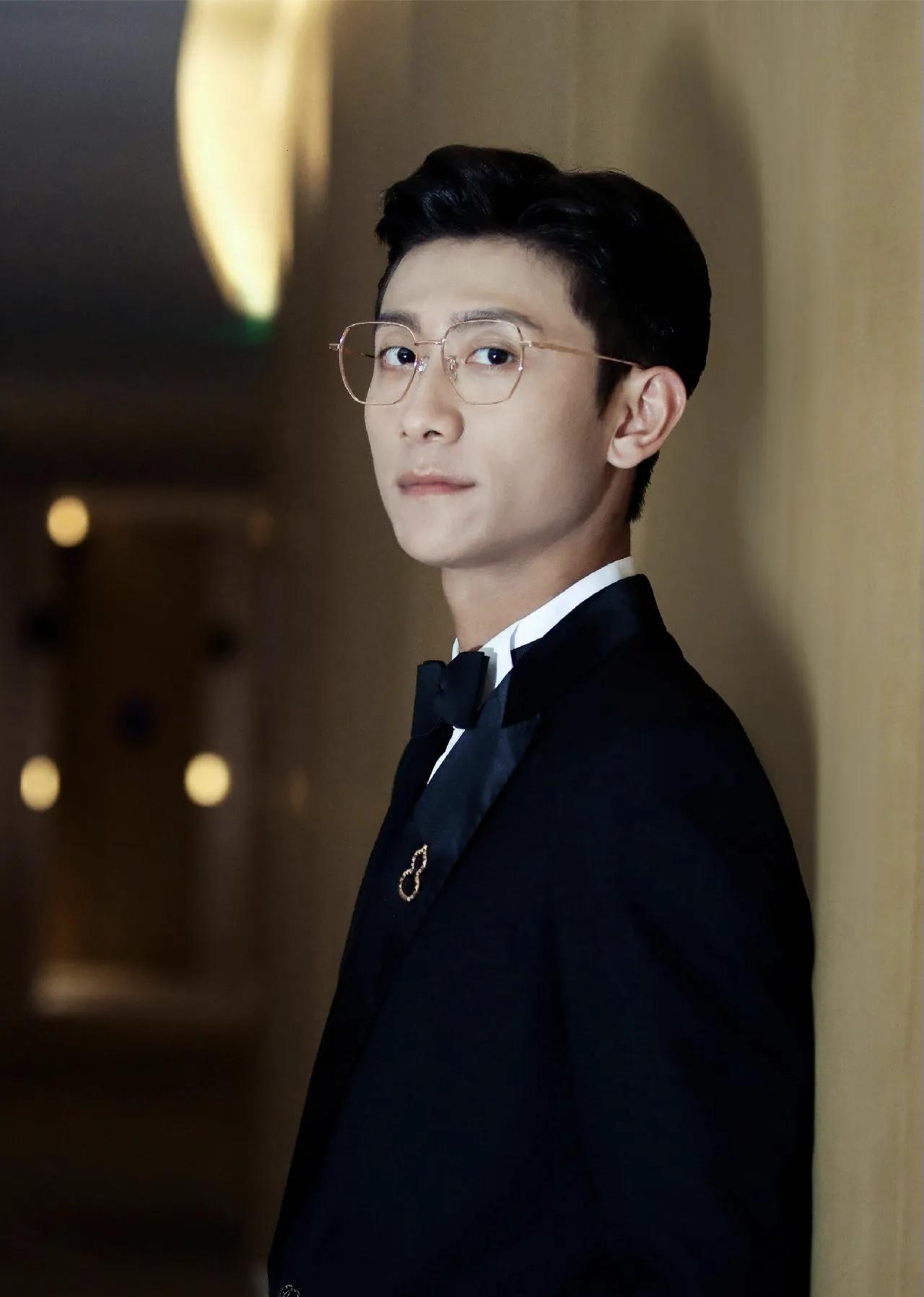 We haven't come out of the Li Yifeng incident, Zhang Yishan somehow ...