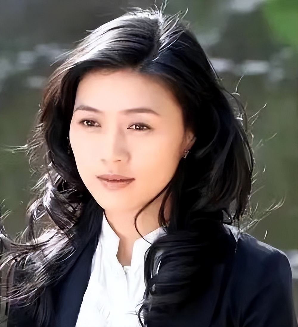 Chased after Lu Yi, fell in love with Wang Zhiwen, the rich husband ...