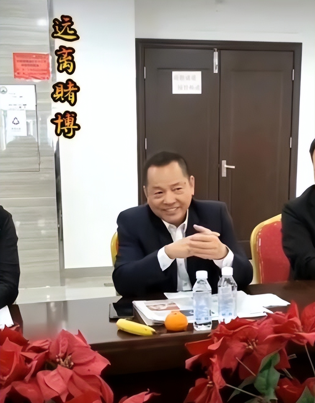 Threatening Wang Sicong and reporting Yin Guoju, the real identity of ...