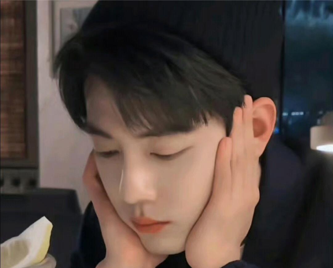 Xiao Zhan is known as "the paradise of raw powder". Reuters only has a ...