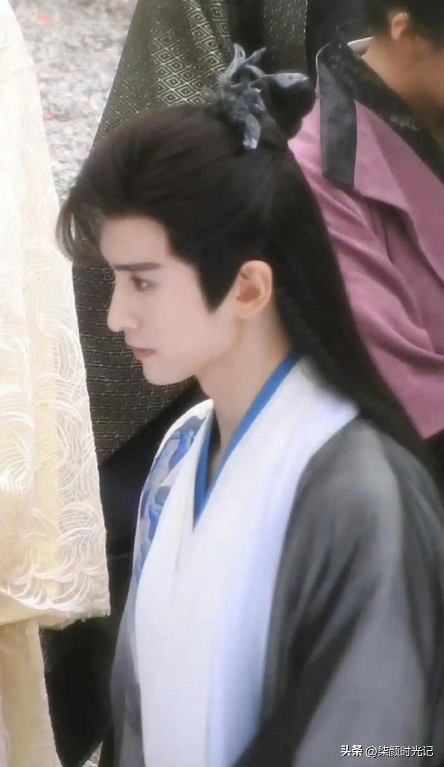 9.15 Entertainment Gua Chengyi Zhu Yilong Hua Chenyu Liu Shishi Zhang ...