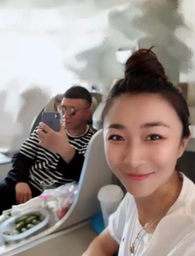 Wang Jundi pinpointed Sun Honglei's birthday celebration, which rarely ...