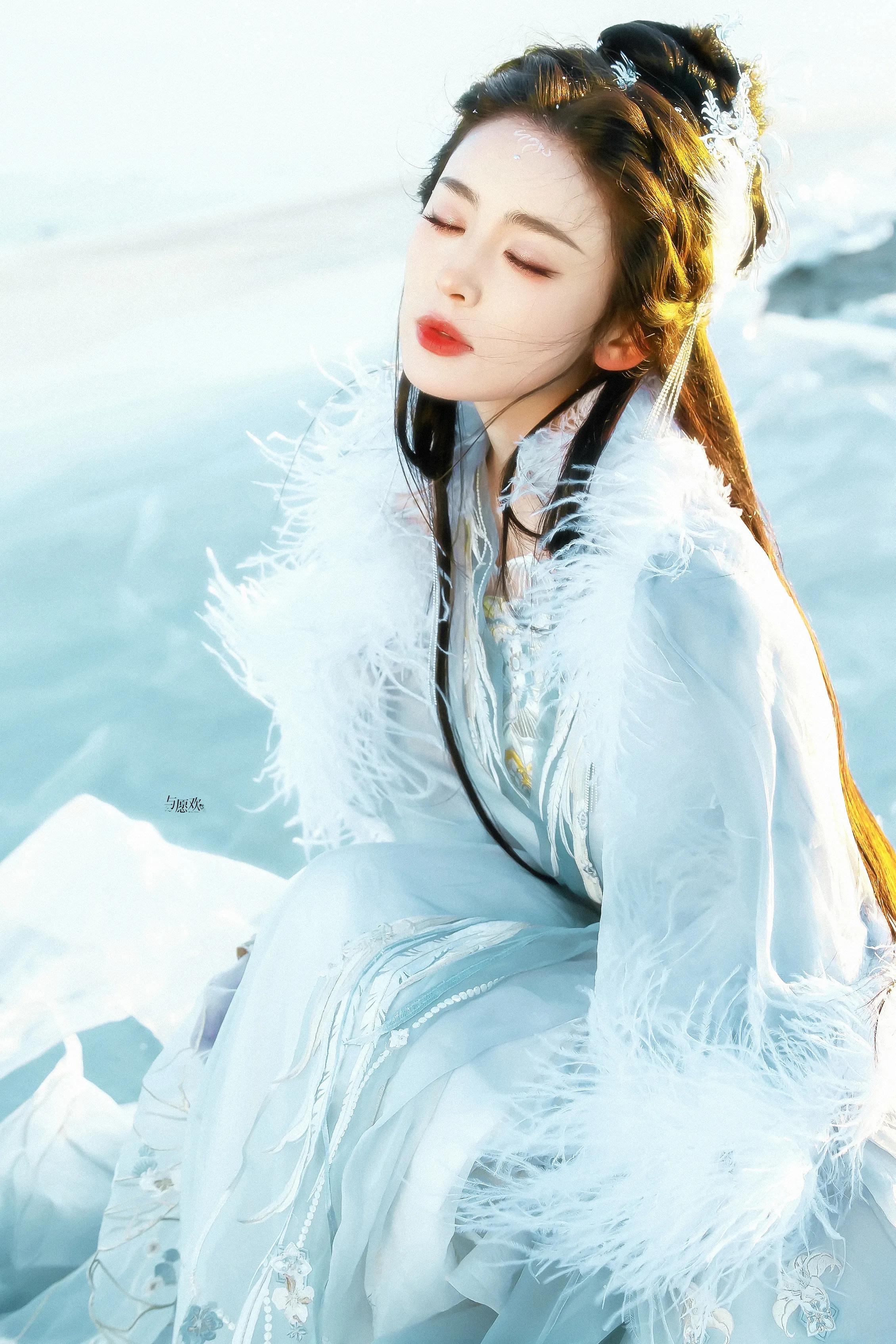 Guli Nazha's new ancient style portrait is amazing, it must be a fairy ...