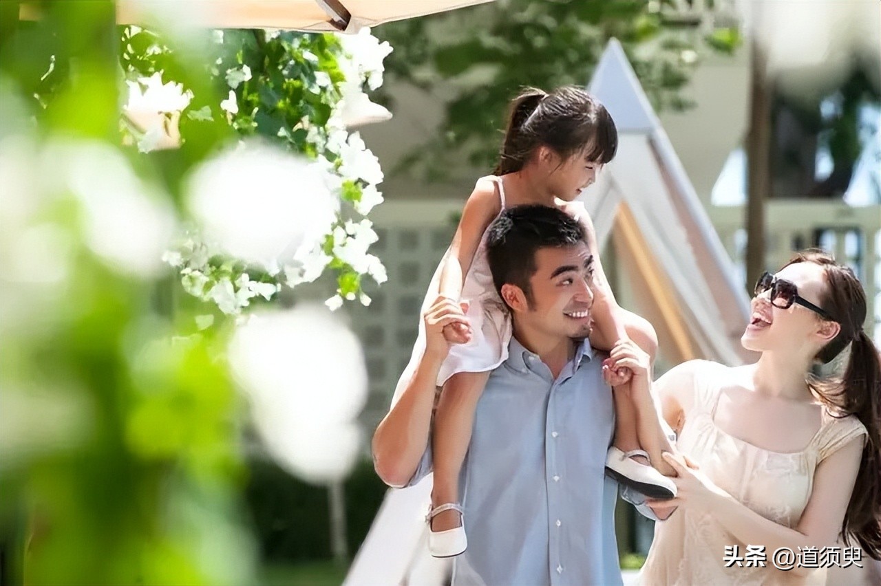 Having a baby at the age of 55 starts a beautiful life! - iMedia