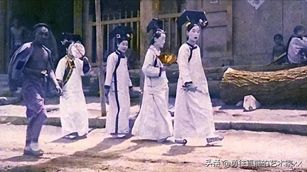 Ghost events in the Forbidden City - iNEWS