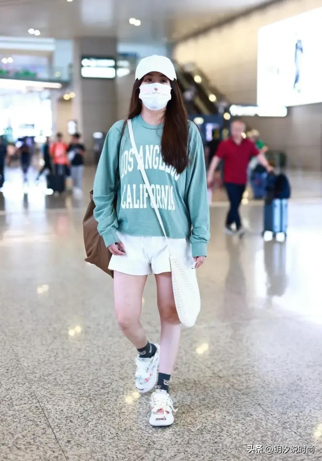 Zhang Hanyun's unique personality in wearing like this, a letter-style ...