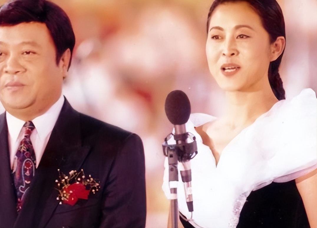 At the Beijing Film Festival, the wonderful face-changing staged by the ...