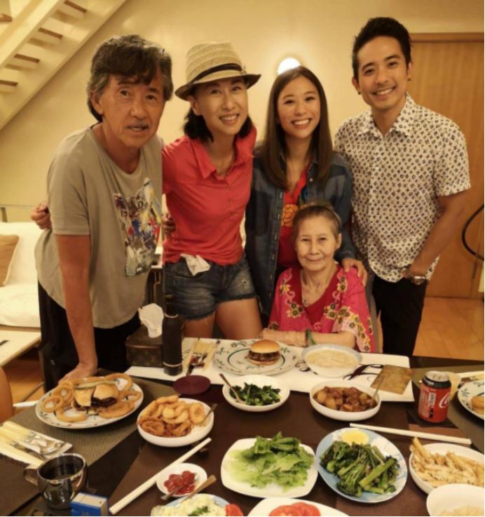 After 27 years of divorce from Lin Zixiang, Wu Zhengyuan, the "wife of scumbags", has gray hair ...