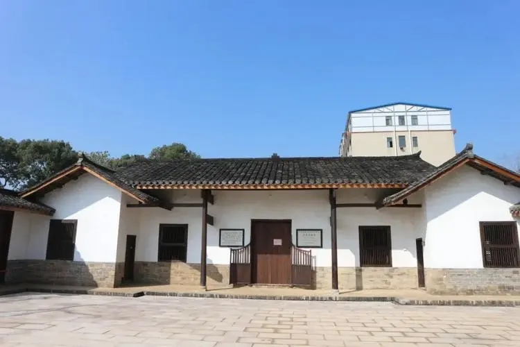 He Long introduced a partner to Xu Guangda, but was rejected. Xu ...