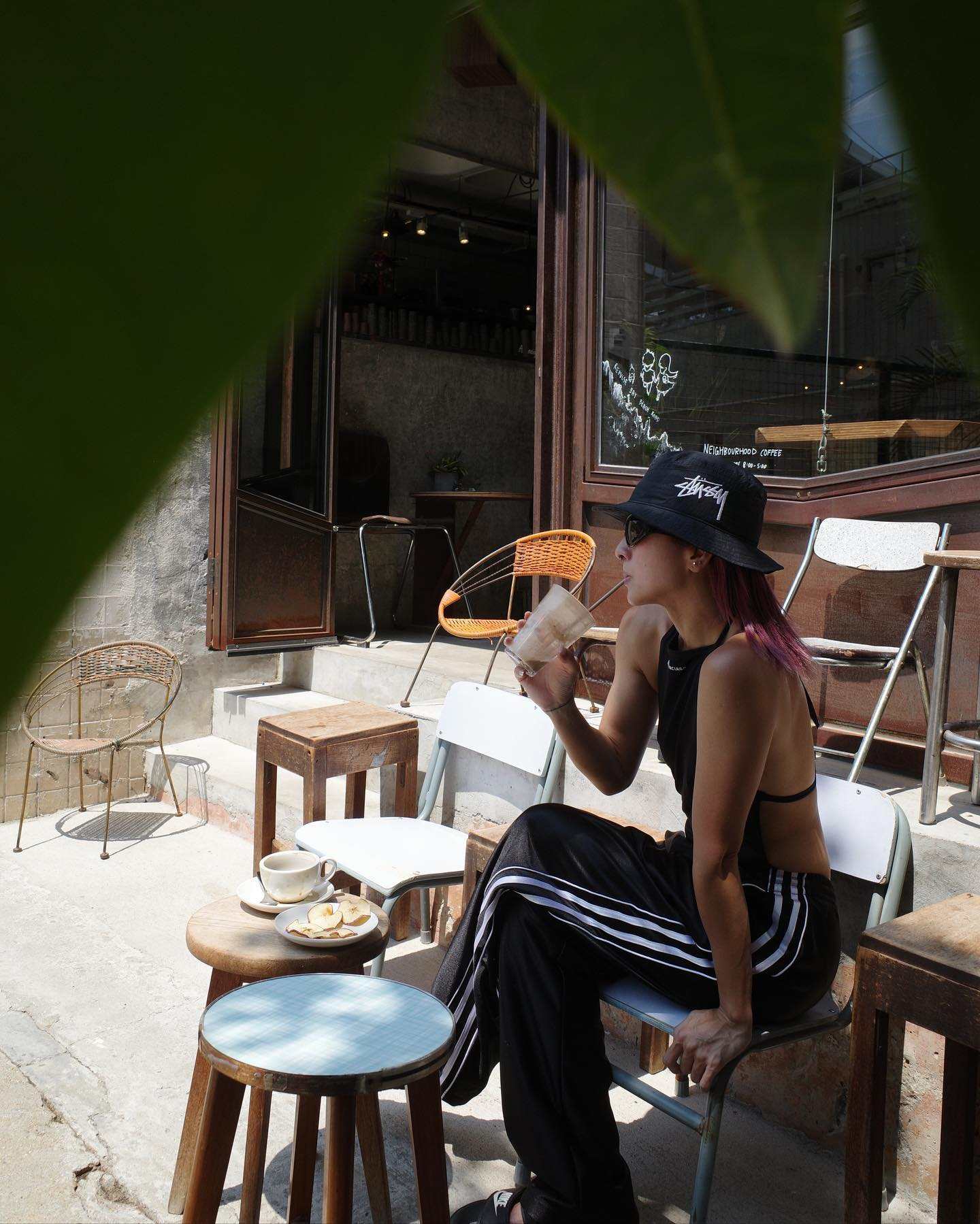 Eason Chan's wife posted a sexy swimsuit photo!Bronze skin and hot body, 17-year-old daughter ...