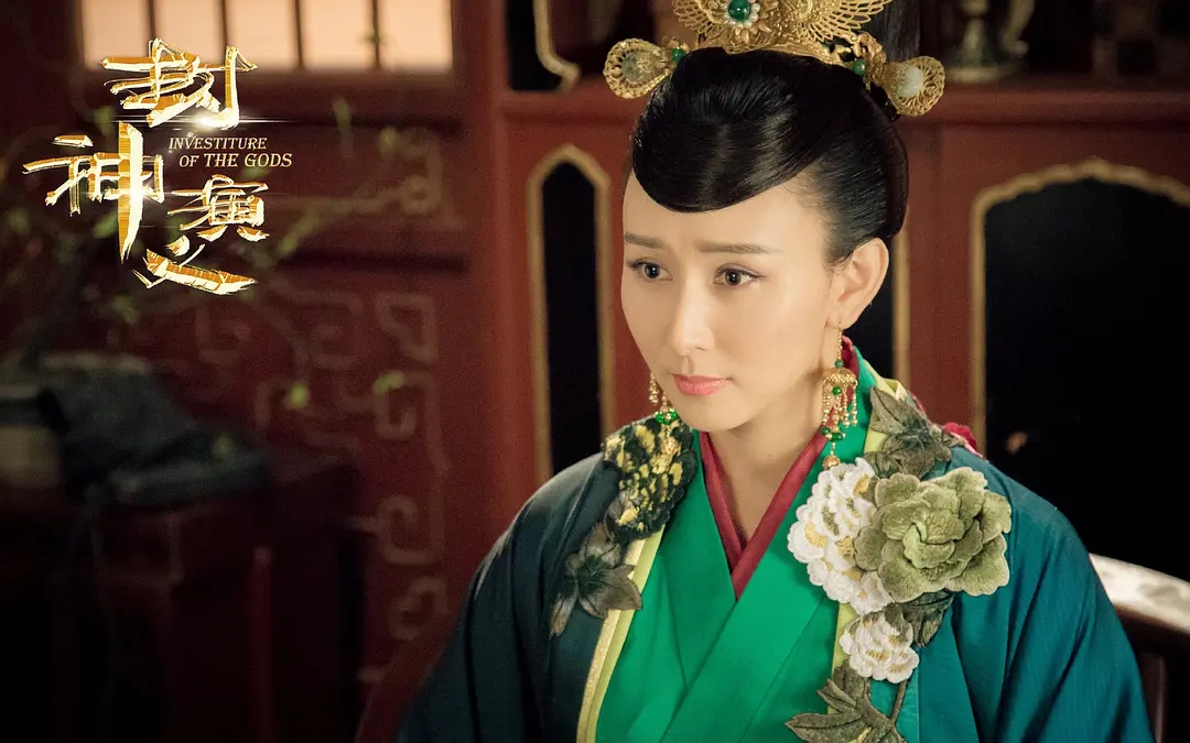 Also playing "Queen Jiang", comparing Yuan Quan and Hu Jing, the ...