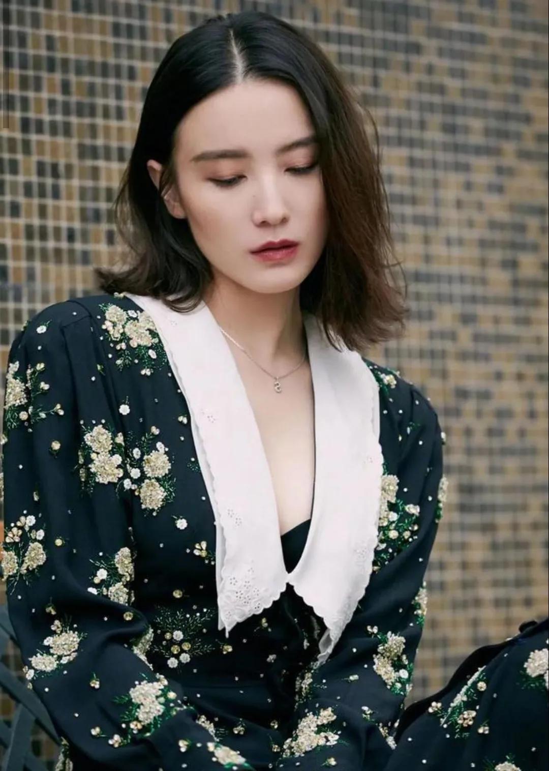 Sexy, charming, and compelling Song Jia's photo - iMedia