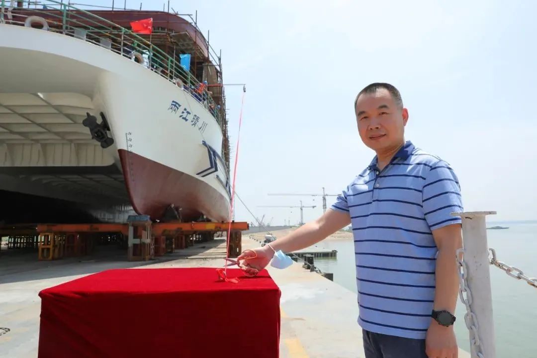 Shuangliuwu Ship built the Wuhan sightseeing "Liangjiang Qingchuan ...