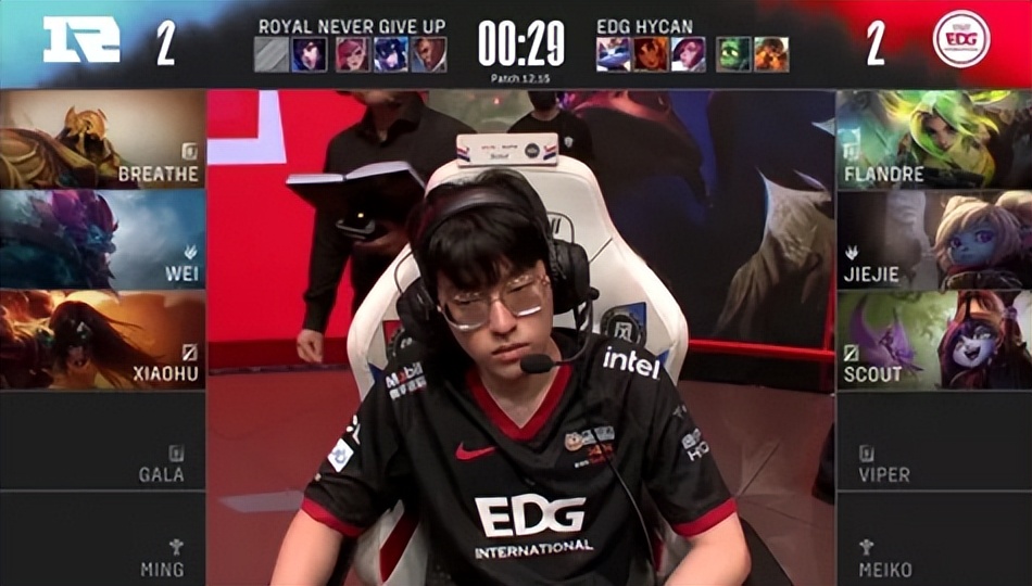 2022 LPL Bubble Tournament EDG beats RNG to win the World Championship - iNEWS