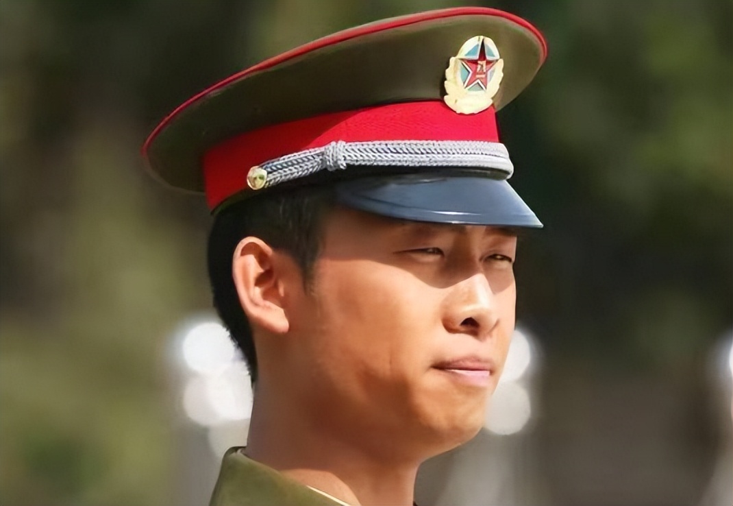 Zhang Yi married a beautiful host of CCTV, but had no children after ...