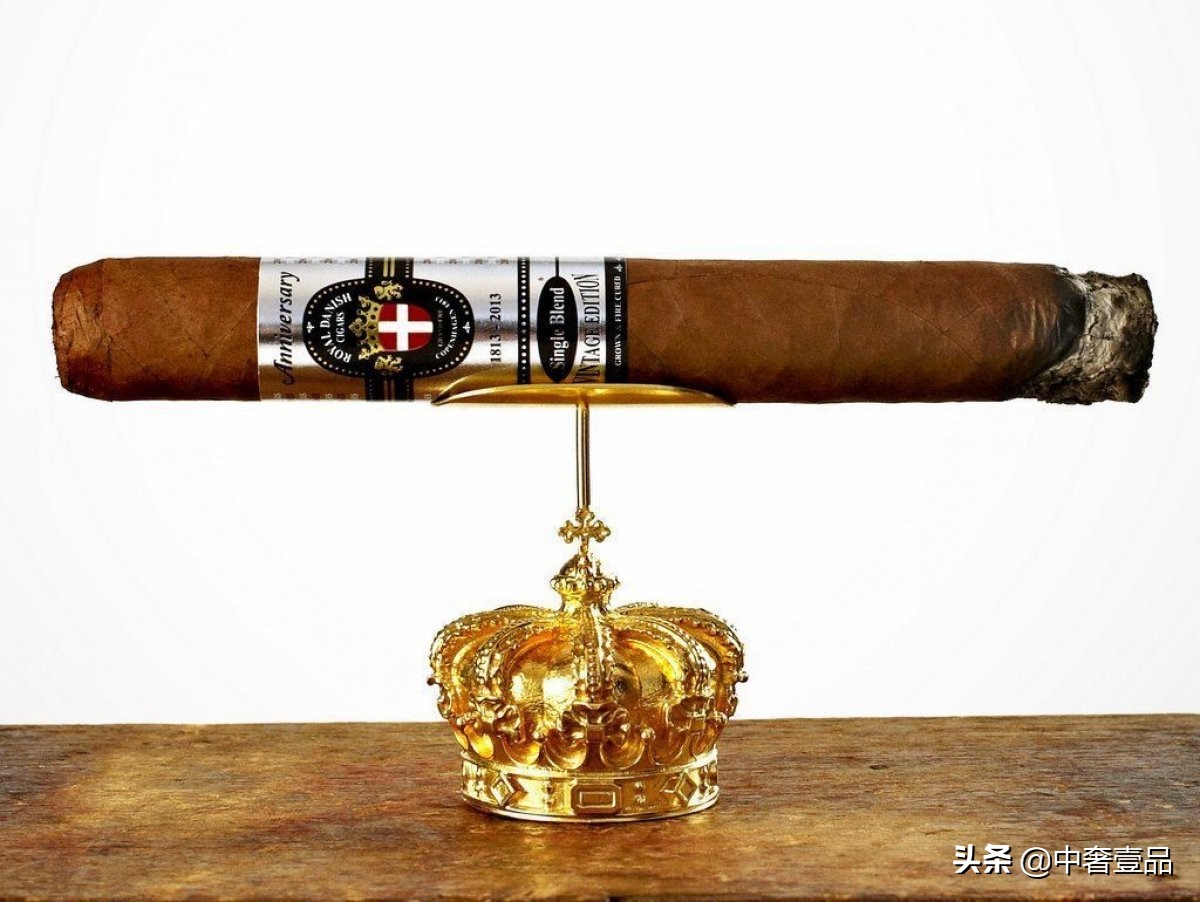 The 10 Most Expensive Cigarettes in the World - iNEWS