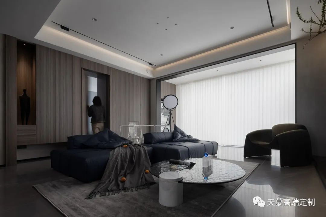 The minimalist home decoration of 140 square meters explains why young ...