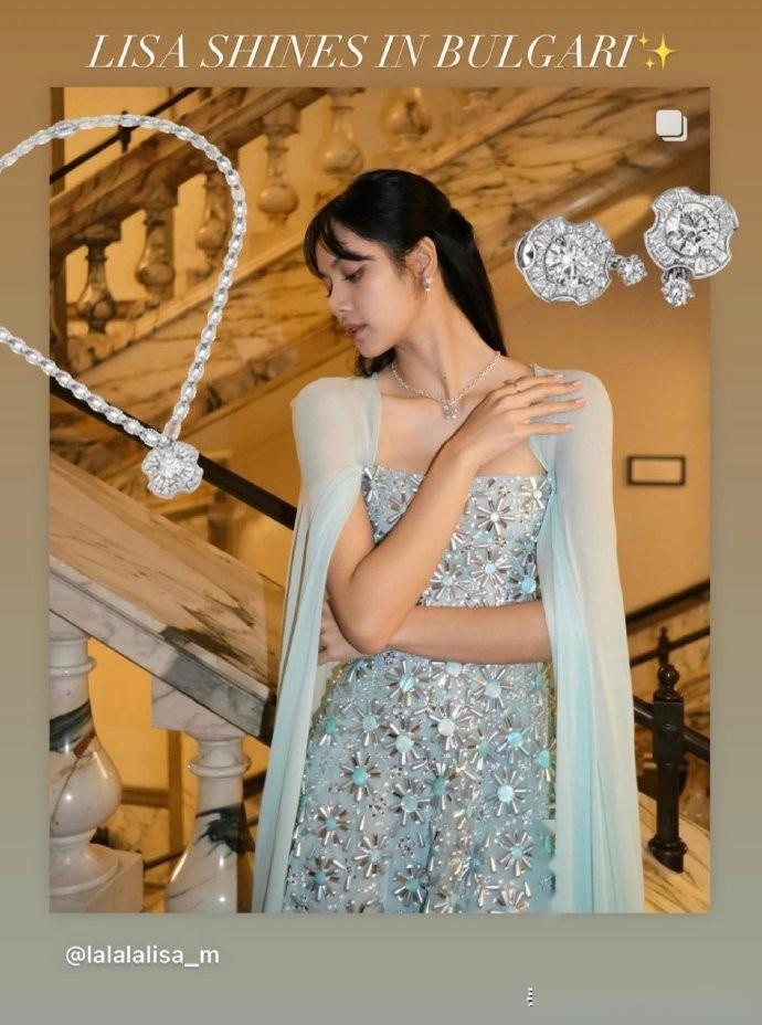 "Lisa's strange behavior in the elevator after receiving the medal ...