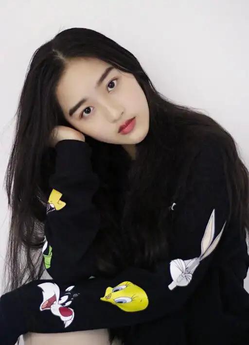 Mingyang Entertainment—Beauty Star—Deng Enxi - iMedia